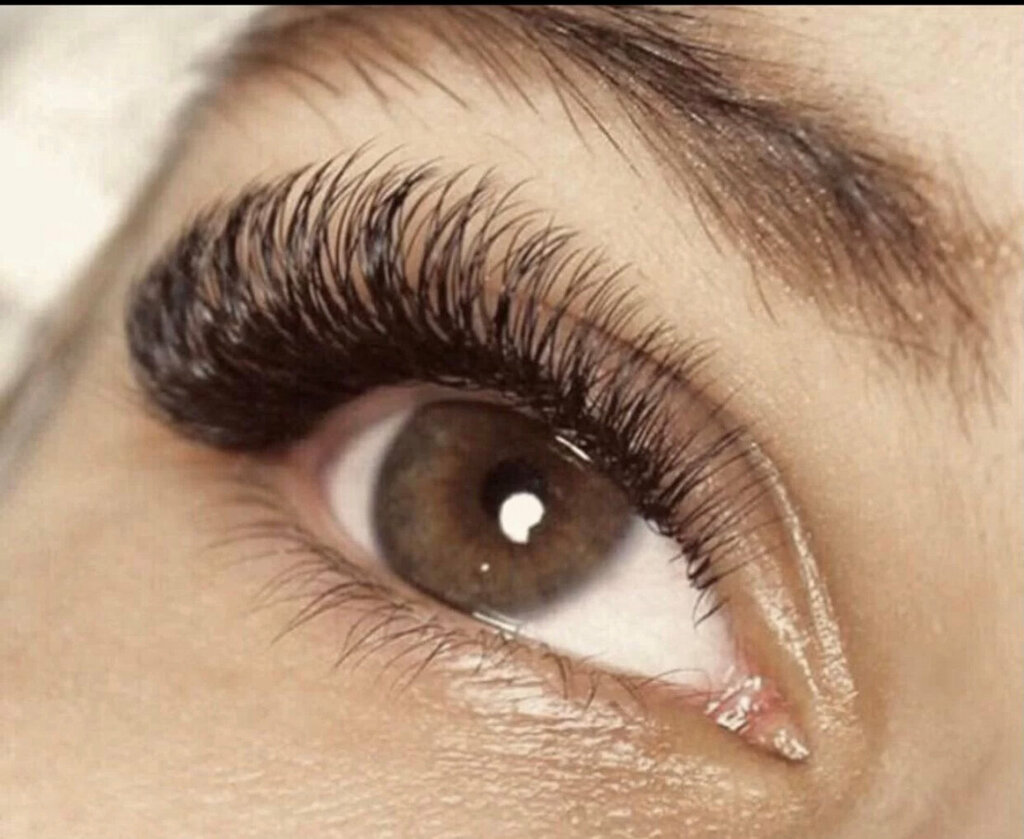 Kaş ve kirpik salonu Lashjm_studio, Moskova, foto