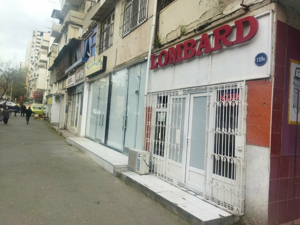 Rehincilik Lombard, Bakü, foto