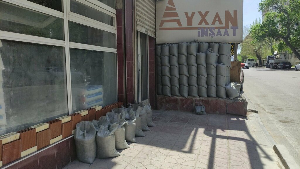 Yapı mağazası Ayxan inşaat, Bakü, foto