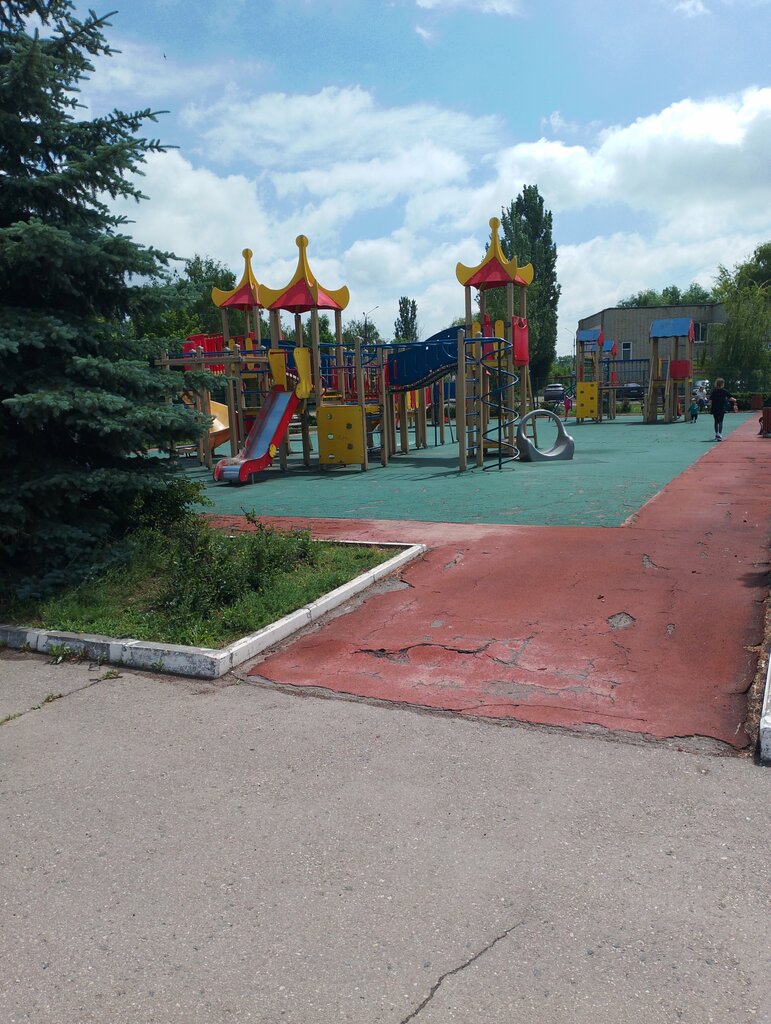 Oyun alanı Playground, Balaşov, foto