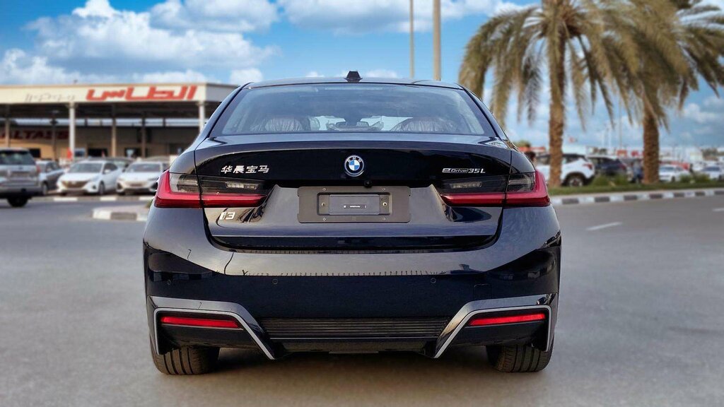 Otomobil satış galerileri Al Tass Motors, Dubai, foto