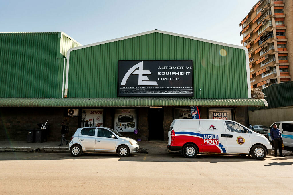 Otomobil yedek parçaları Automotive Equipment Ltd Fitment Centre, Lusaka, foto