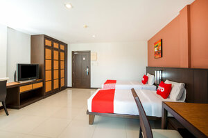 Oyo 241 Rattana Hotel Sakdidet (Wichit, 24/41 Sakdidet Rd, Muang), otel