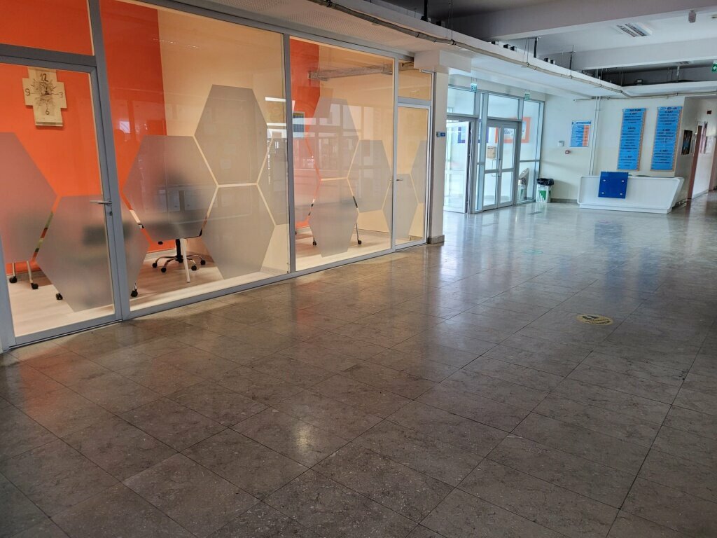 Ortaokul Vatan Ortaokulu, İstanbul, foto