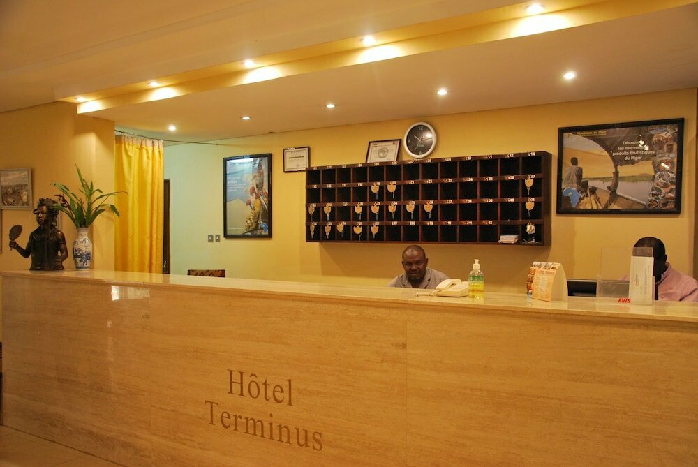 Otel Hôtel Terminus, Niamei, foto