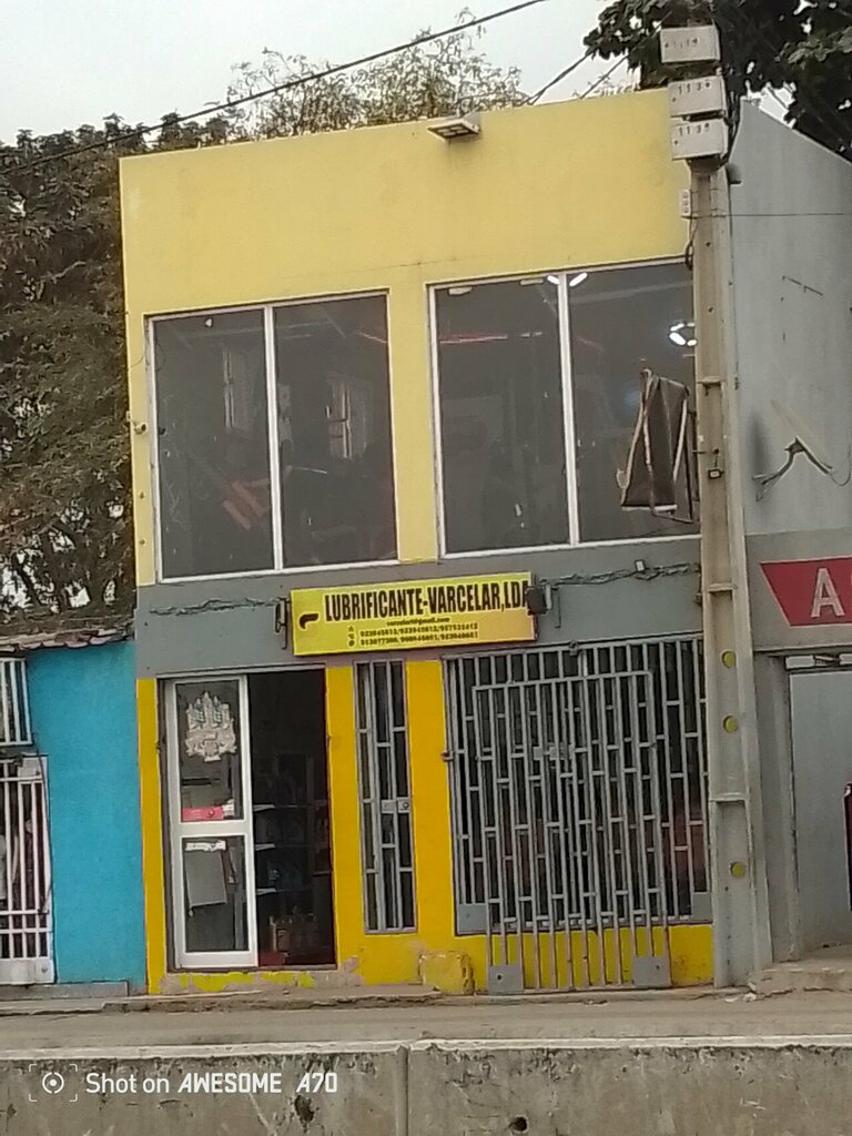 Yağlama ürünleri Lubrificantes, Loanda, foto