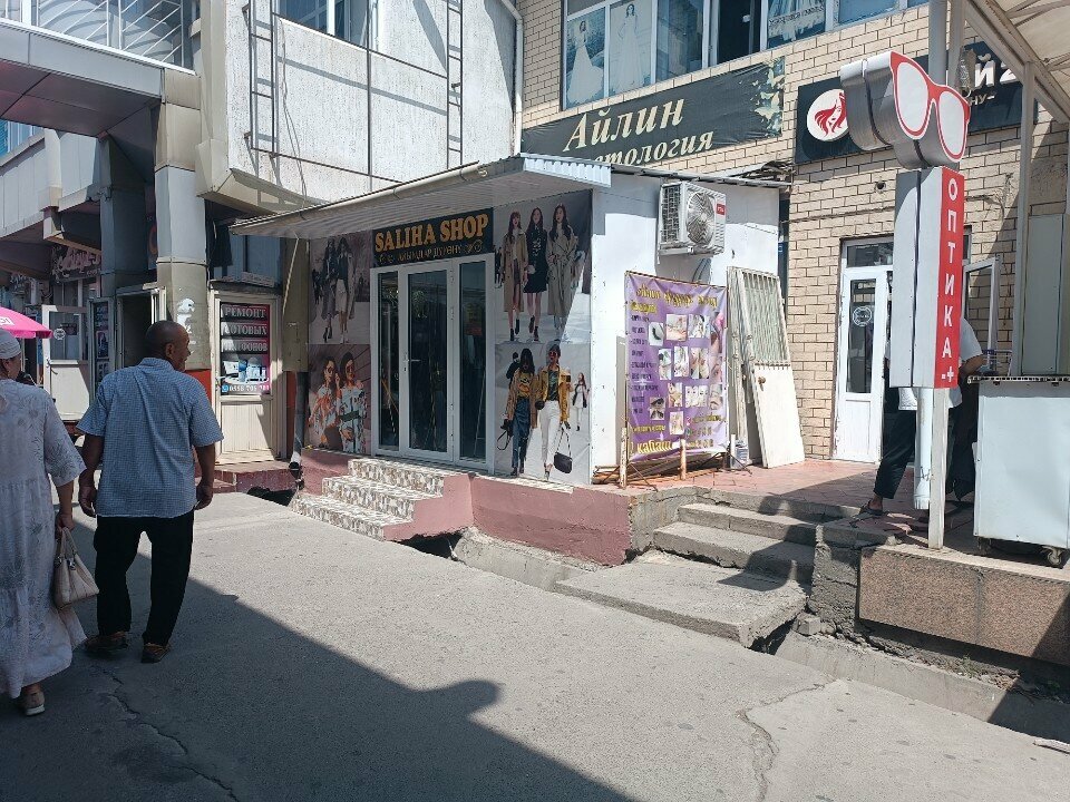 Giyim mağazası Saliha shop, Celalabat, foto