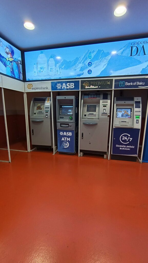 ATM'ler Premium Bank, Bakü, foto