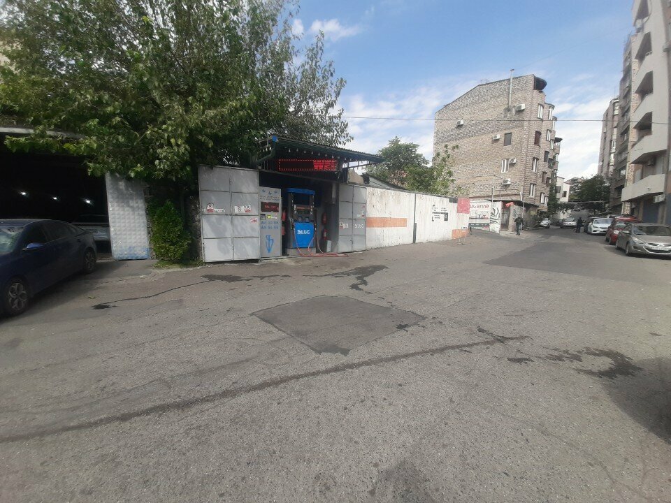 Benzin istasyonu Flash, Erivan, foto