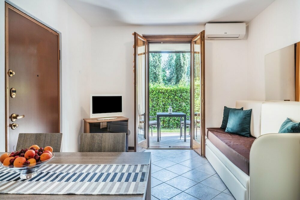 Otel Residence Nuove Terme, Lombardiya, foto