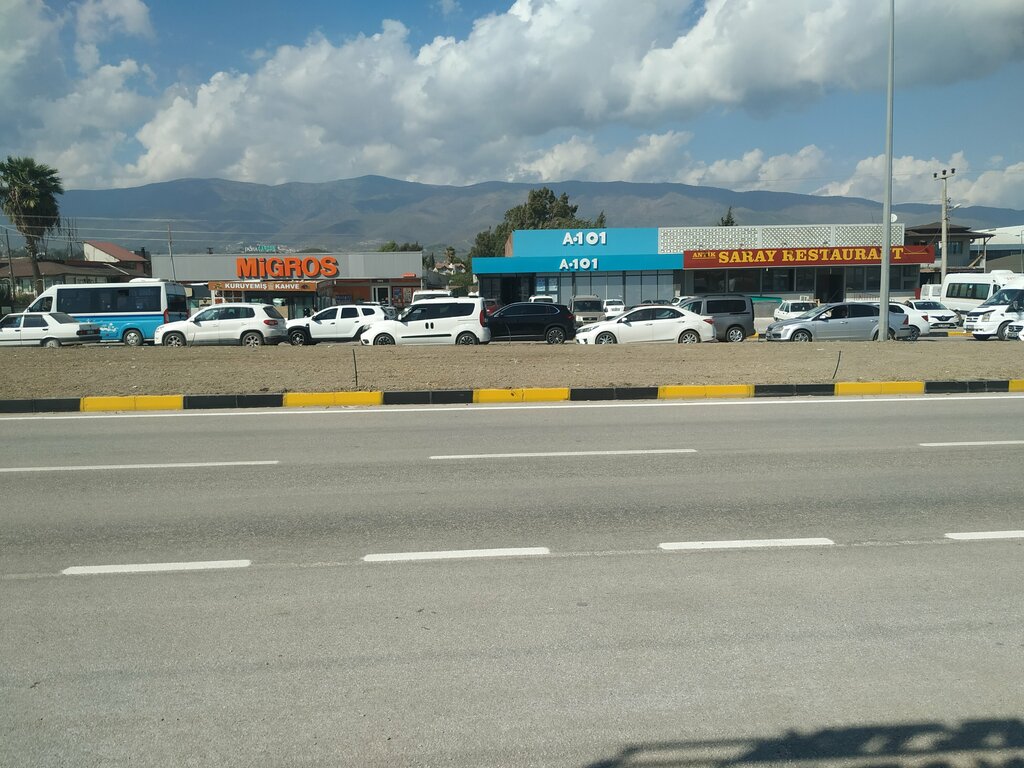Süpermarket Migros, Antakya, foto