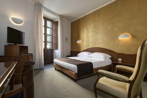 Hotel Tiferno (Piazza Raffaello Sanzio No:13, Città di Castello), otel  Umbria'dan