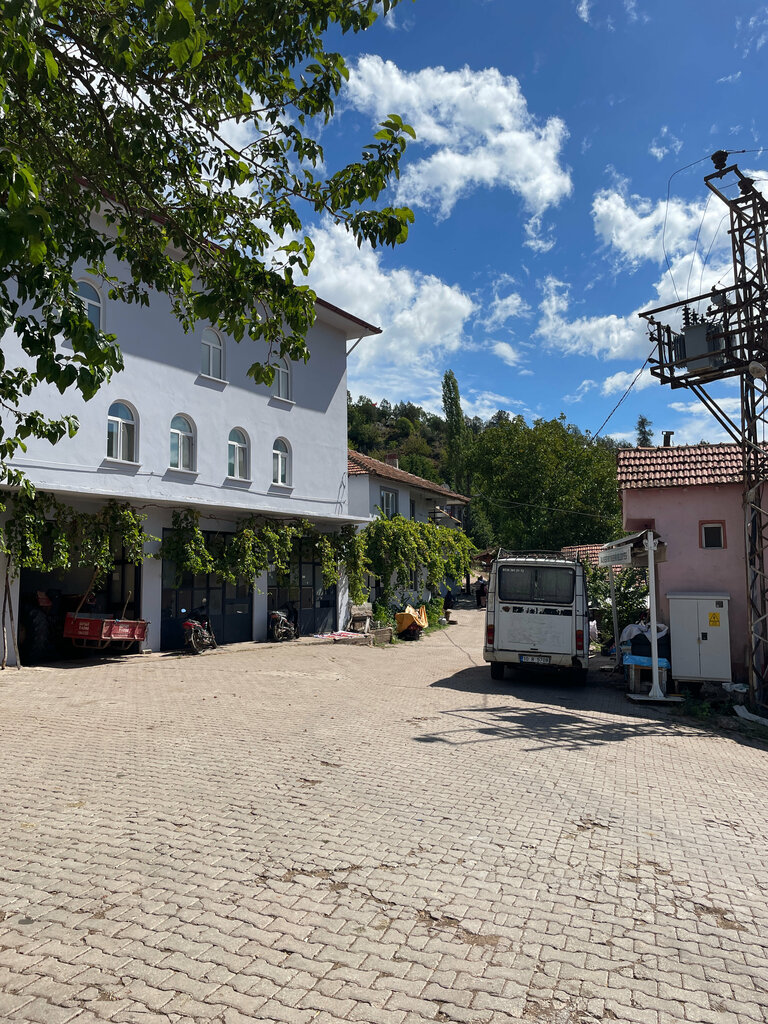 Cami Kızıloluk Mahallesi Cami, Kepsut, foto