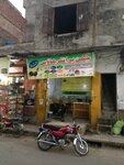 Chaman briler house (Province of Punjab, Lahore, Samanabad Town, Sattar Street), kanatlı hayvan ürünleri ve yumurta  Lahor'dan