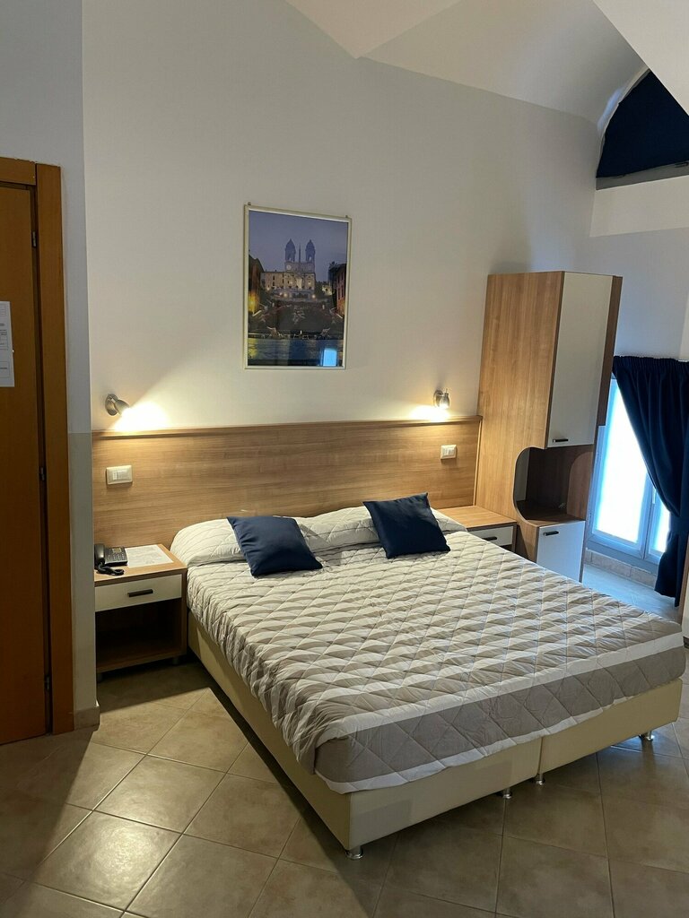 Otel Hotel Montecarlo, Milano, foto