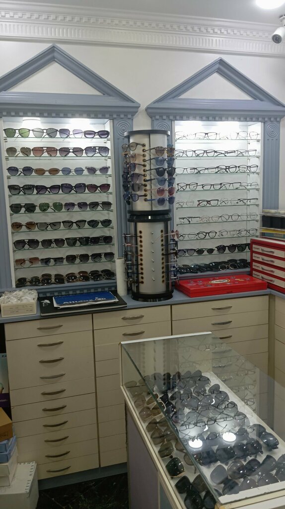 Optik Tam Optik, İstanbul, foto