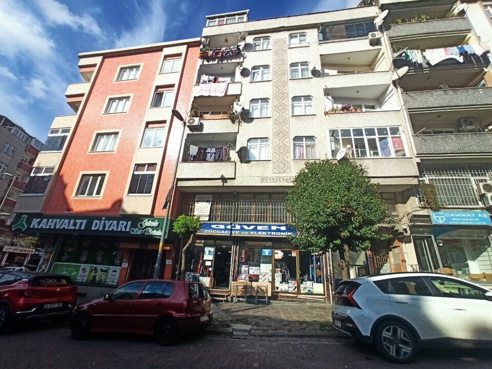 Cam ve cam ürün üreticisi Güven Züccaciye, İstanbul, foto