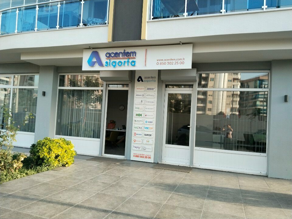 Sigorta şirketleri Allianz Sigorta, İzmir, foto