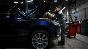 Lr premium (Kiyevskaya Street No:14с20), otomobil servisi  Moskova'dan