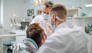 Akvatoriya (Magistralnaya ulitsa No:36, Surgut), tıp merkezleri ve klinikler  Surgut'tan