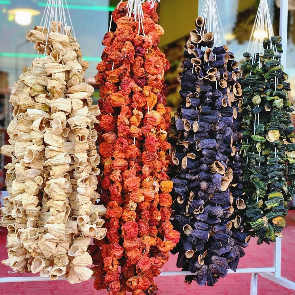Kuruyemiş, atıştırmalık, kuru meyve Asma Altı, Gaziantep, foto