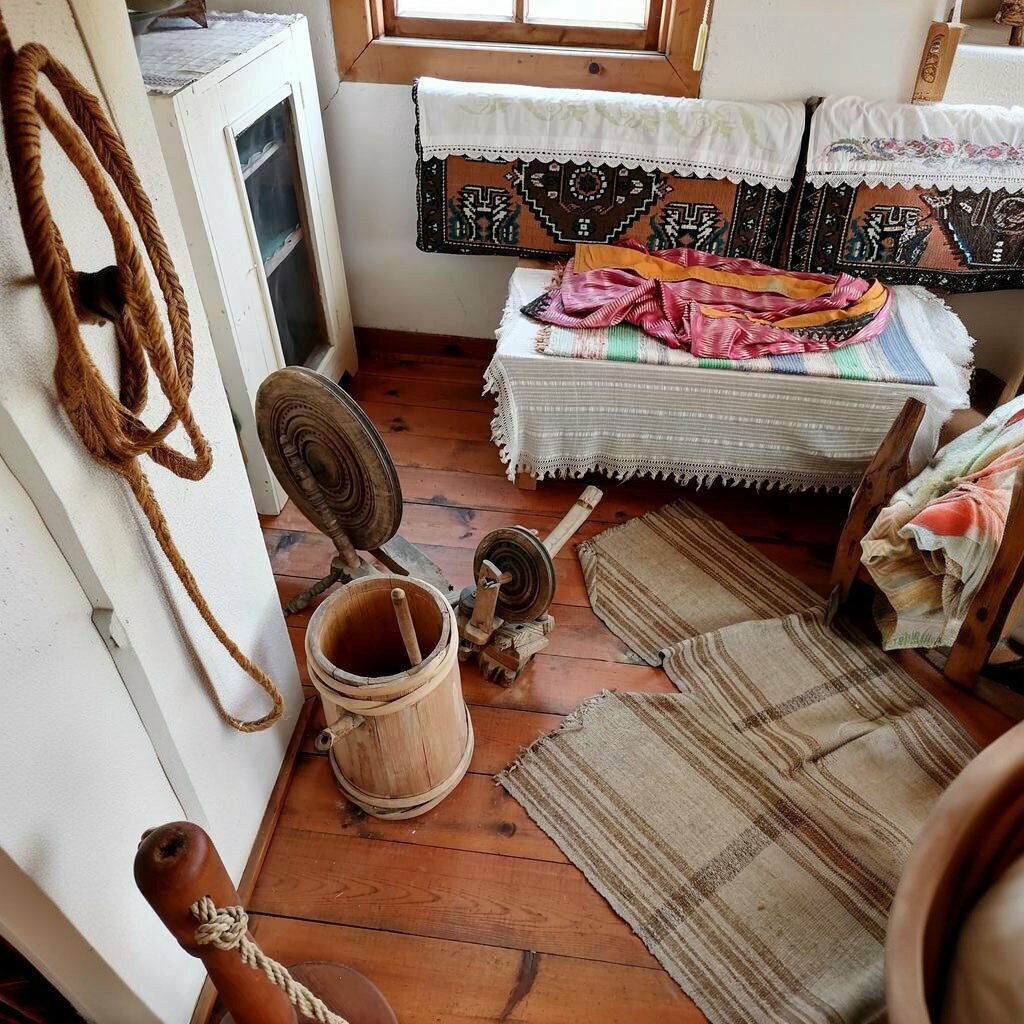Müzeler ve sanat galerileri Cide Rıfat Ilgaz Evi, Cide, foto