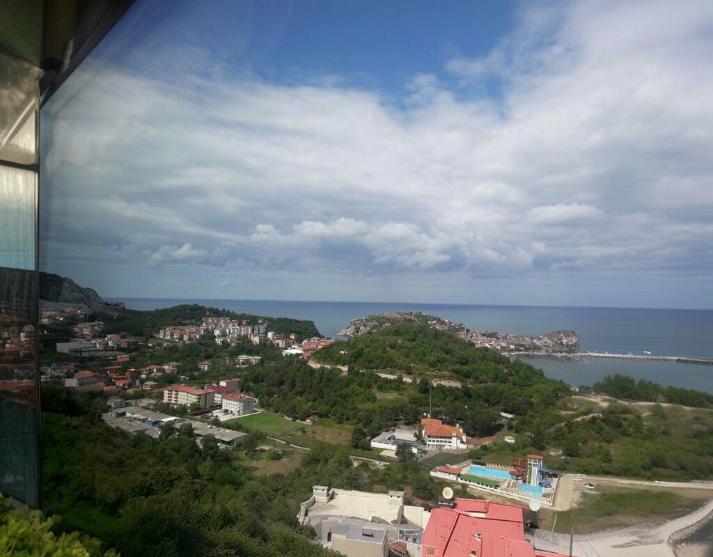Yüzme havuzları Amasra Aquapark, Amasra, foto