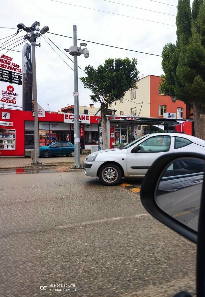 Eczaneler Pınarlı Eczanesi, Antalya, foto