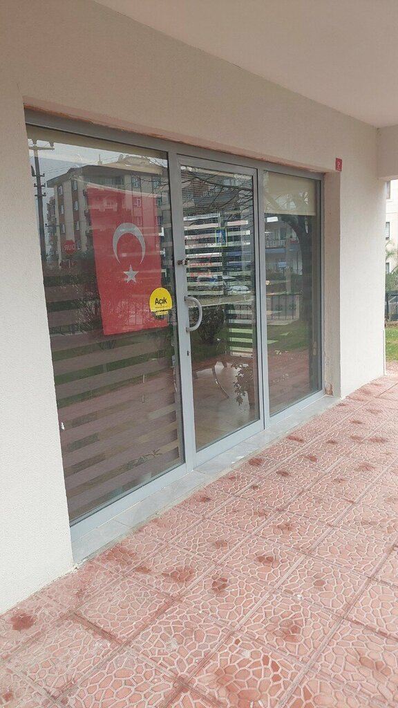 Emlak ofisi Has Emlak, Bursa, foto