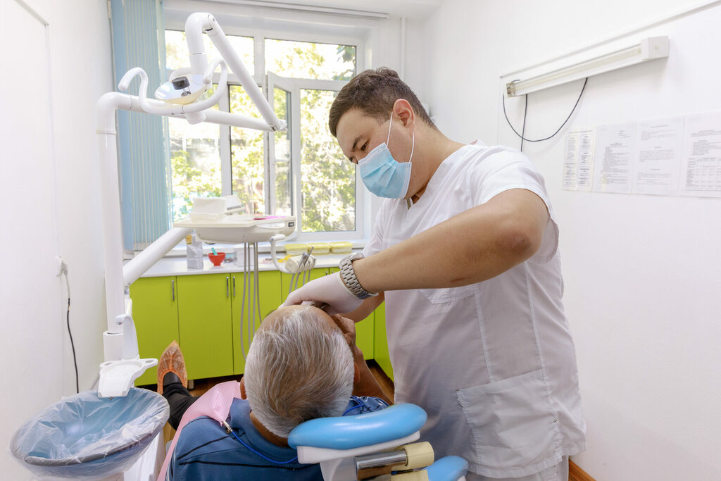 Özel ağız ve diş sağlığı klinikleri ve muayenehaneleri Ayanat Dent, Astana, foto