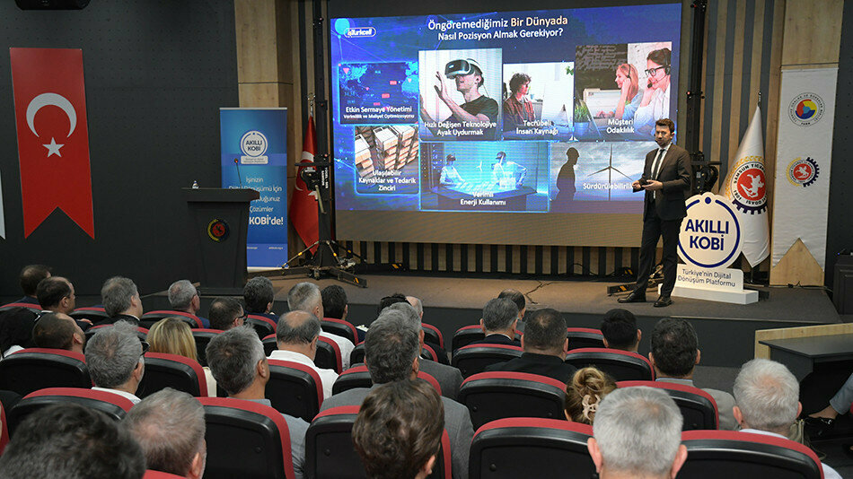 Gazete ve dergiler Akıllı Binam Dergisi, İstanbul, foto