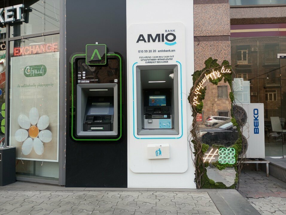 ATM'ler Amio, Erivan, foto