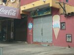 La Era De Hielo (Santa Cruz de la Sierra, Distrito Municipal 4, Subdistrito 27, Avenida Tomas de Lezo, 144), dondurmacılar  Bolivya'dan