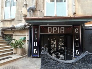 Opia (Сity ​​of republican subordination Baku, Sebail District, Istiqlaliyyеt Street, 47A), hobi kulüpleri  Bakü'den