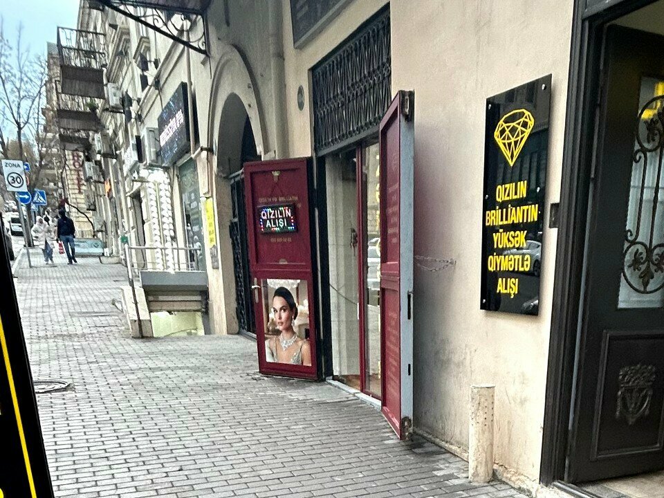 Kuyumcular Qizil, Bakü, foto