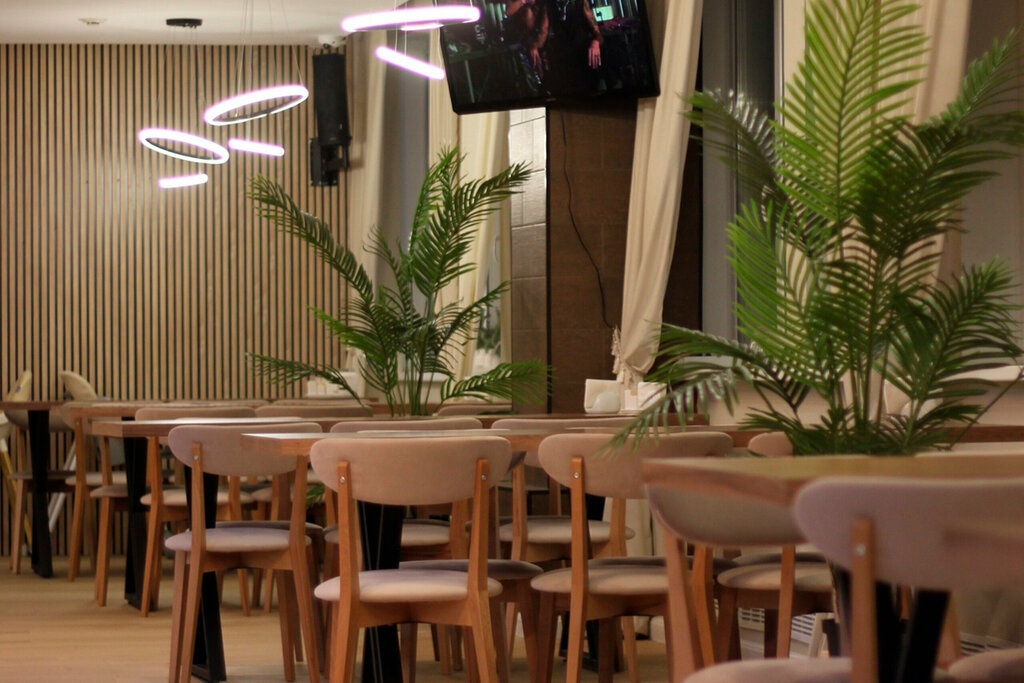 Restoran RestoBar Tirvas, Kirovsk, foto