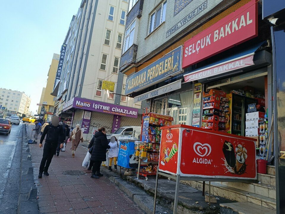 Mini-market Selçuk Bakkal, İstanbul, foto