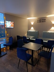 Vmeste (Sovetskaya ulitsa No:7/4, selo Khryashchyovka), kafe  Samarskaya oblastından