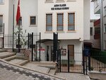 Asım Ülker Kız Kuran Kursu (İstanbul, Üsküdar, Kısıklı Mah., Polat Sok., 4), dini kurslar  İstanbul'dan