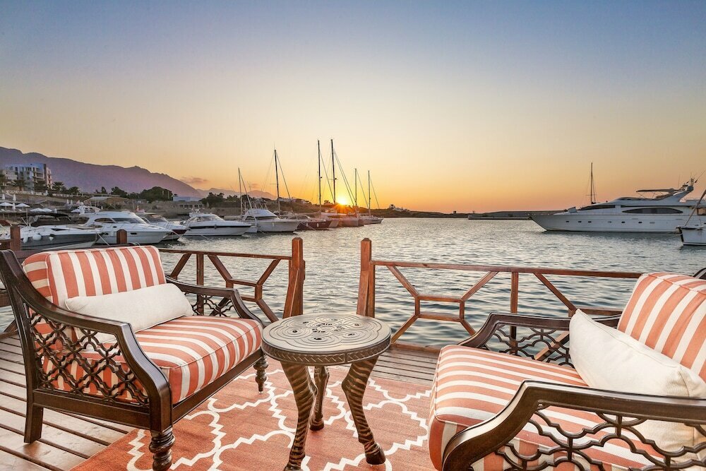 Otel Les Ambassadeurs Hotel Casino & Marina, Girne, foto