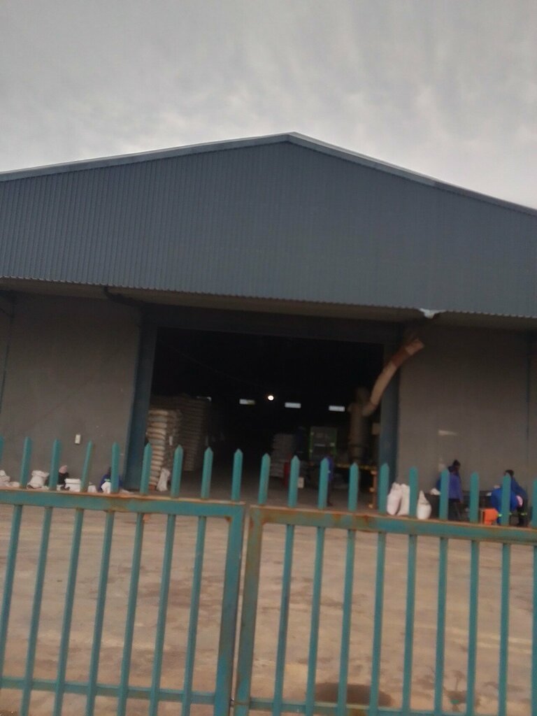 Otobüs yedek parça Inter Truck, Lusaka, foto
