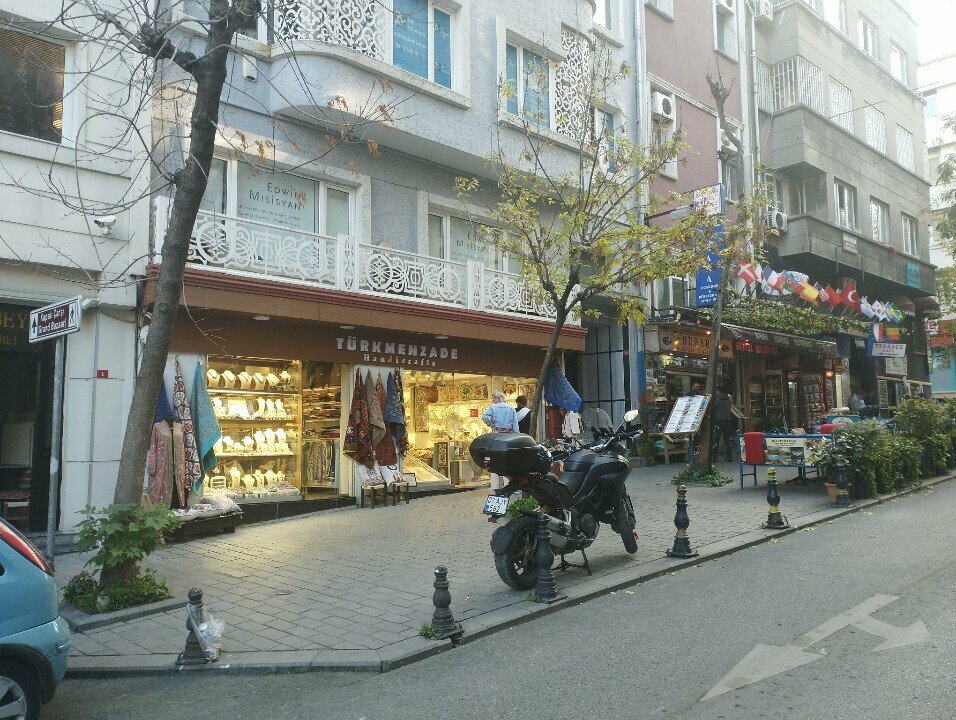 Hediyelik eşya mağazaları Türkmenzade, İstanbul, foto