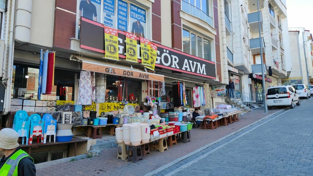Ucuzluk mağazası Gel Gör Avm, İstanbul, foto