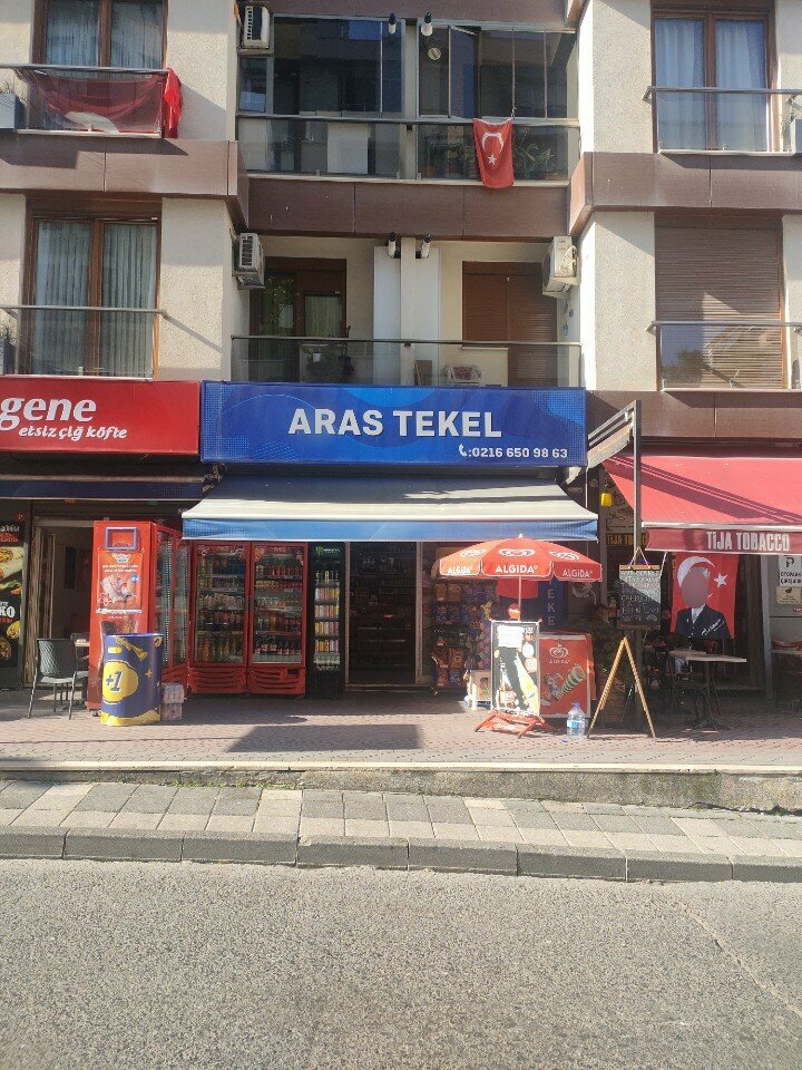 Alkollü içecekler Aras Tekel, İstanbul, foto