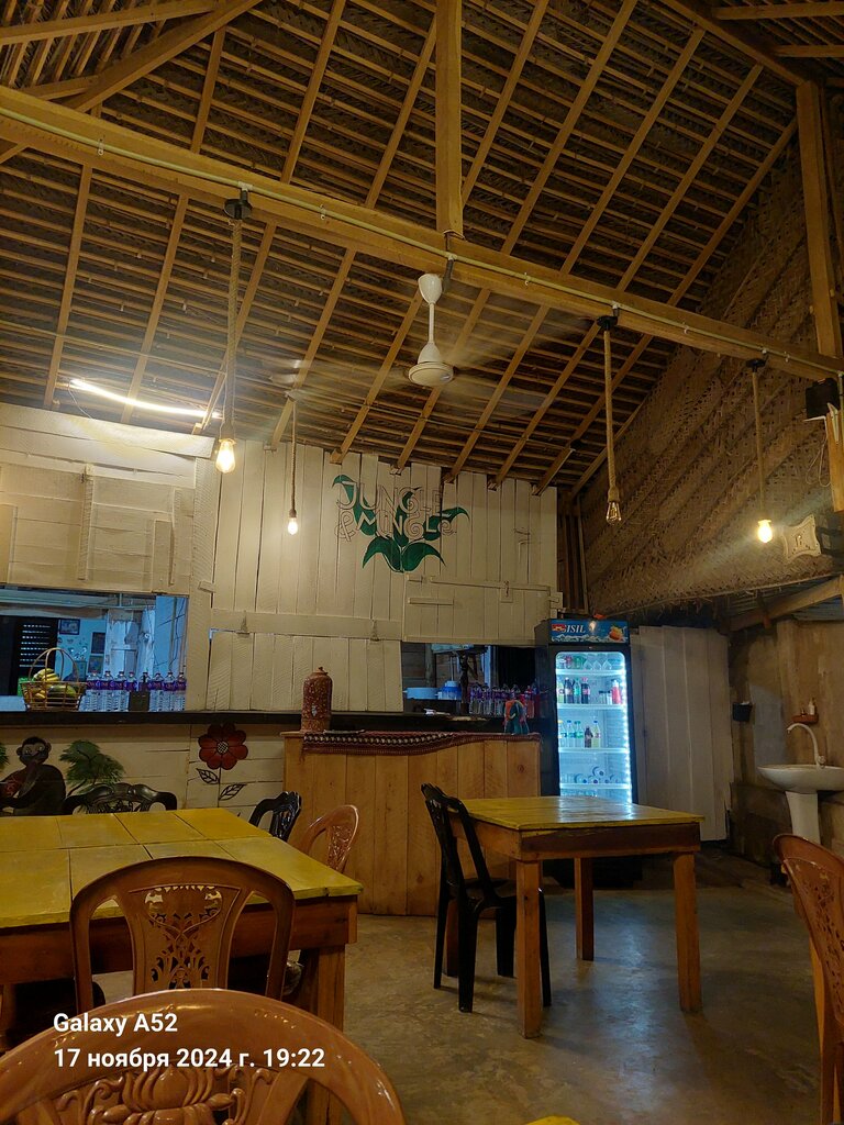 Kafe Jungle & Mingle, Hikkaduwa, foto