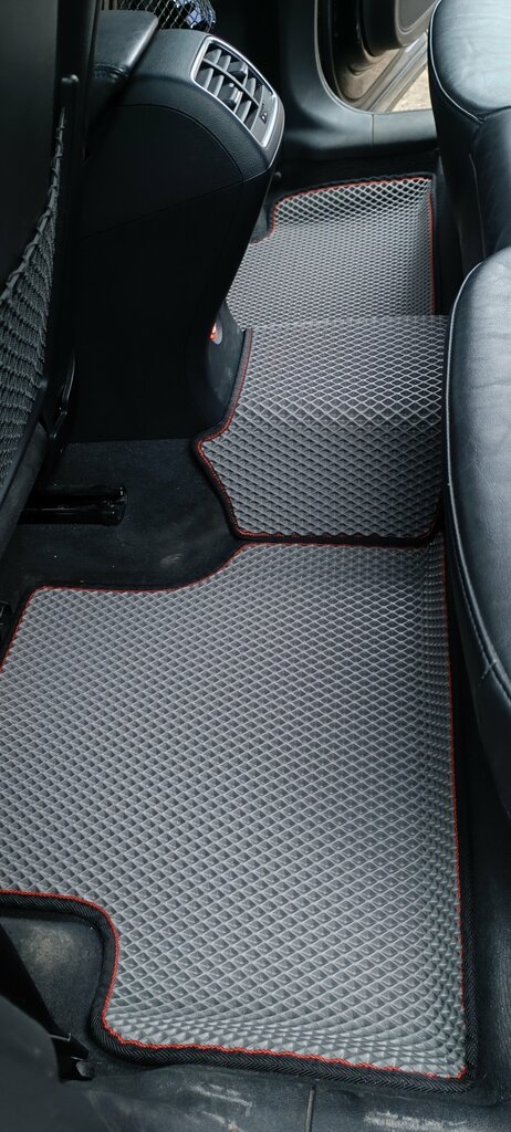 Oto döşeme Eva Коврик 48, Lipetsk, foto