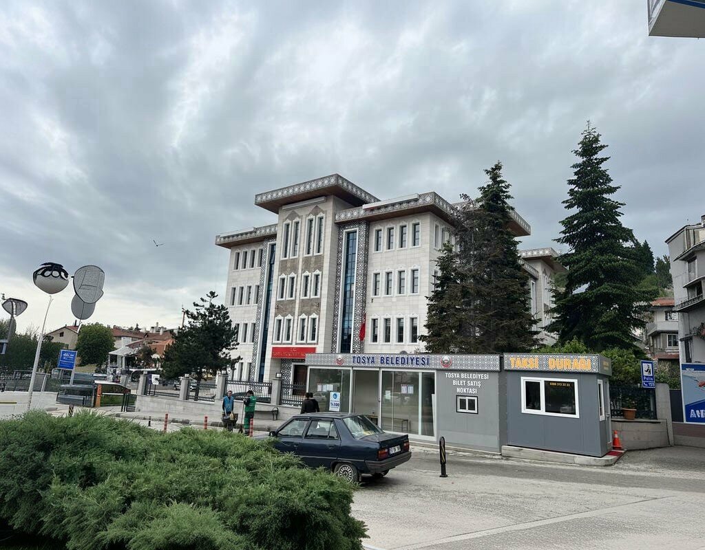 Belediyeler, devlet daireleri Tosya Belediyesi, Tosya, foto