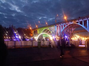 Раздолье (Krasnoznamenskaya Street No:3А), kültür ve eğlence parkları  Volgograd'dan