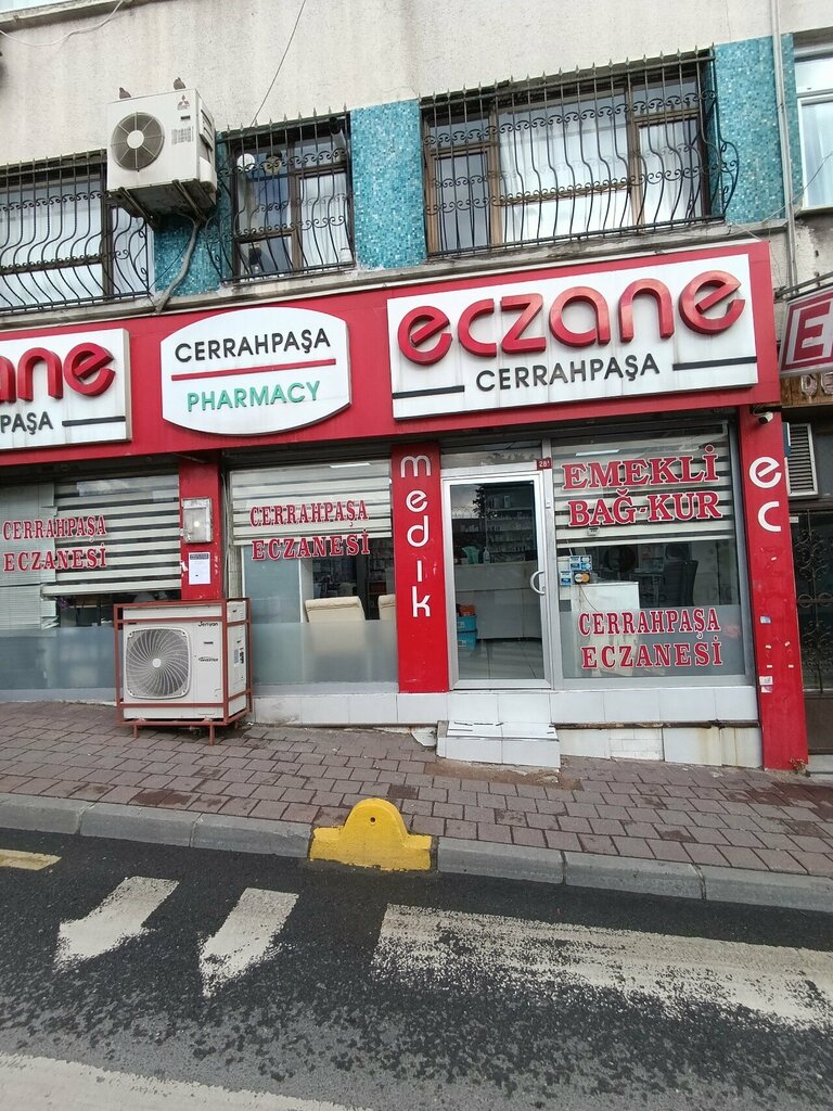 Eczaneler Cerrahpaşa Eczanesi, İstanbul, foto