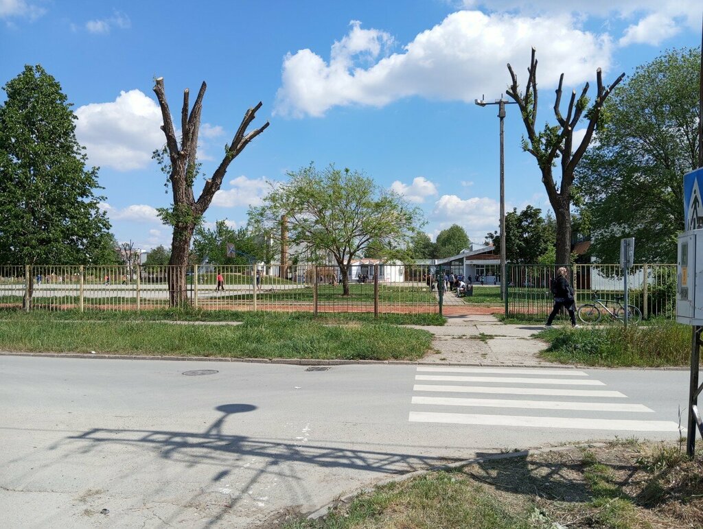Ortaokul Школа Јожеф Атила, Novi Sad, foto